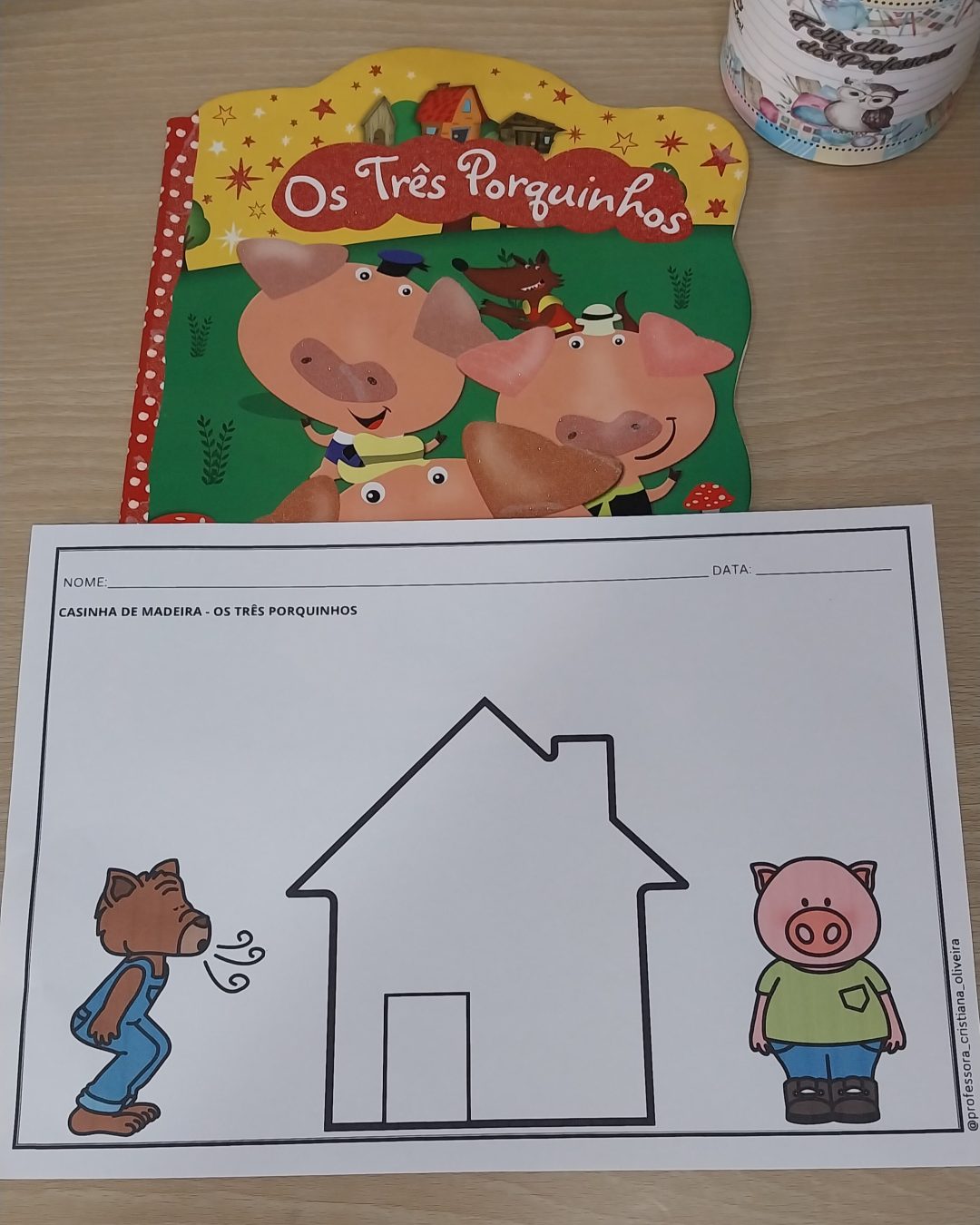 CASINHA DOS TRÊS PORQUINHOS – O AMOR PELA EDUCAÇÃO PULSA AQUI.