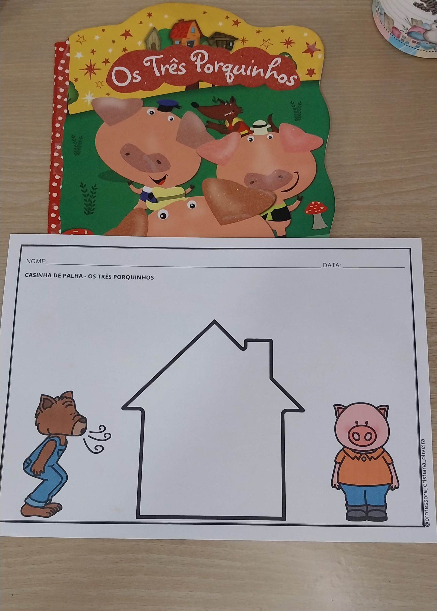 CASINHA DOS TRÊS PORQUINHOS – O AMOR PELA EDUCAÇÃO PULSA AQUI.